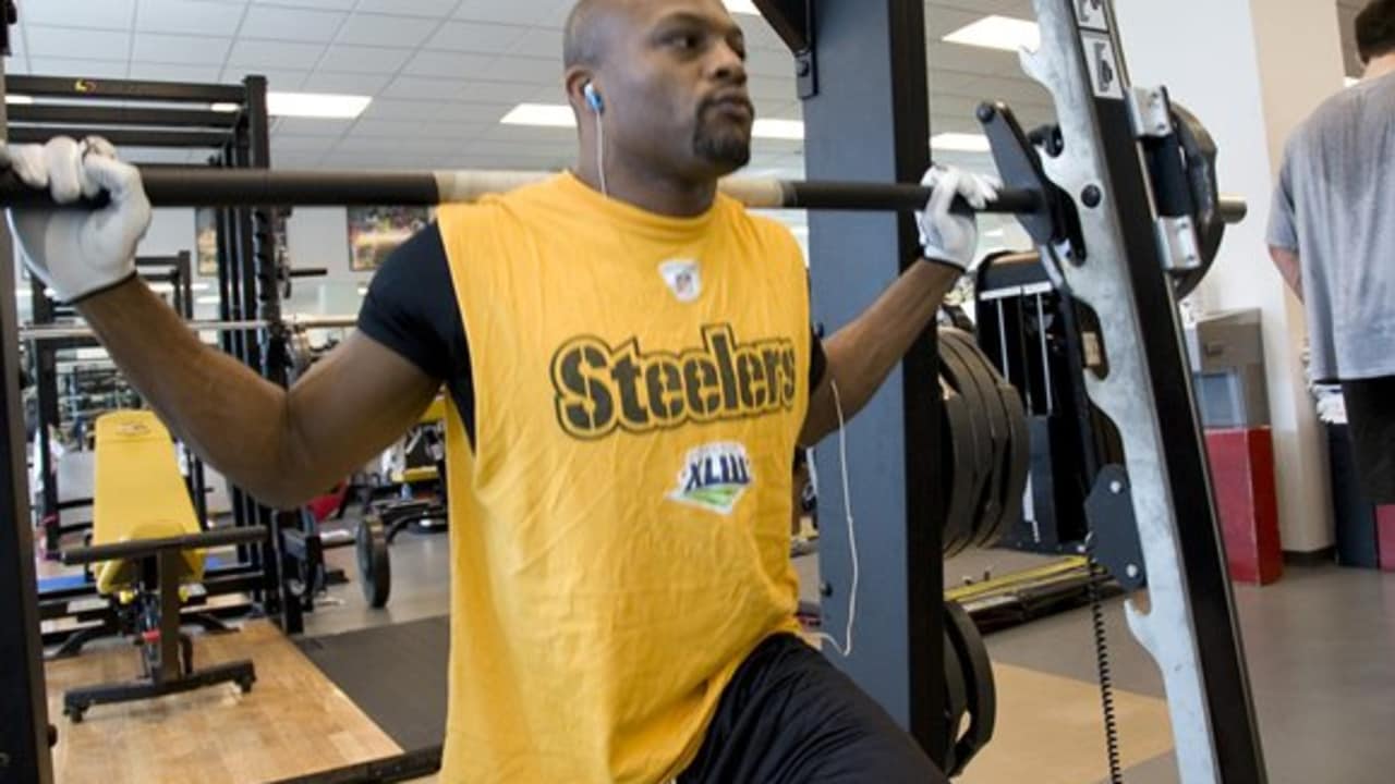Steelers Voluntary Offseason Workouts (April)