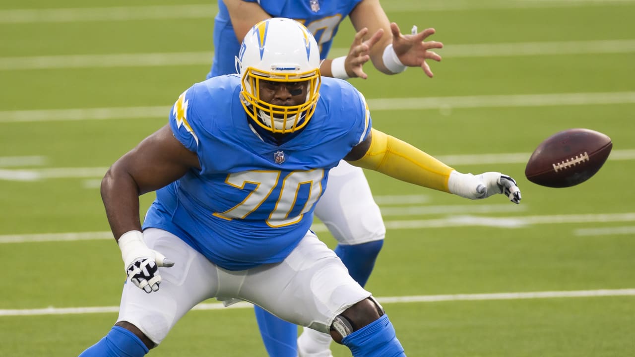 PHOTOS: Steelers sign Trai Turner