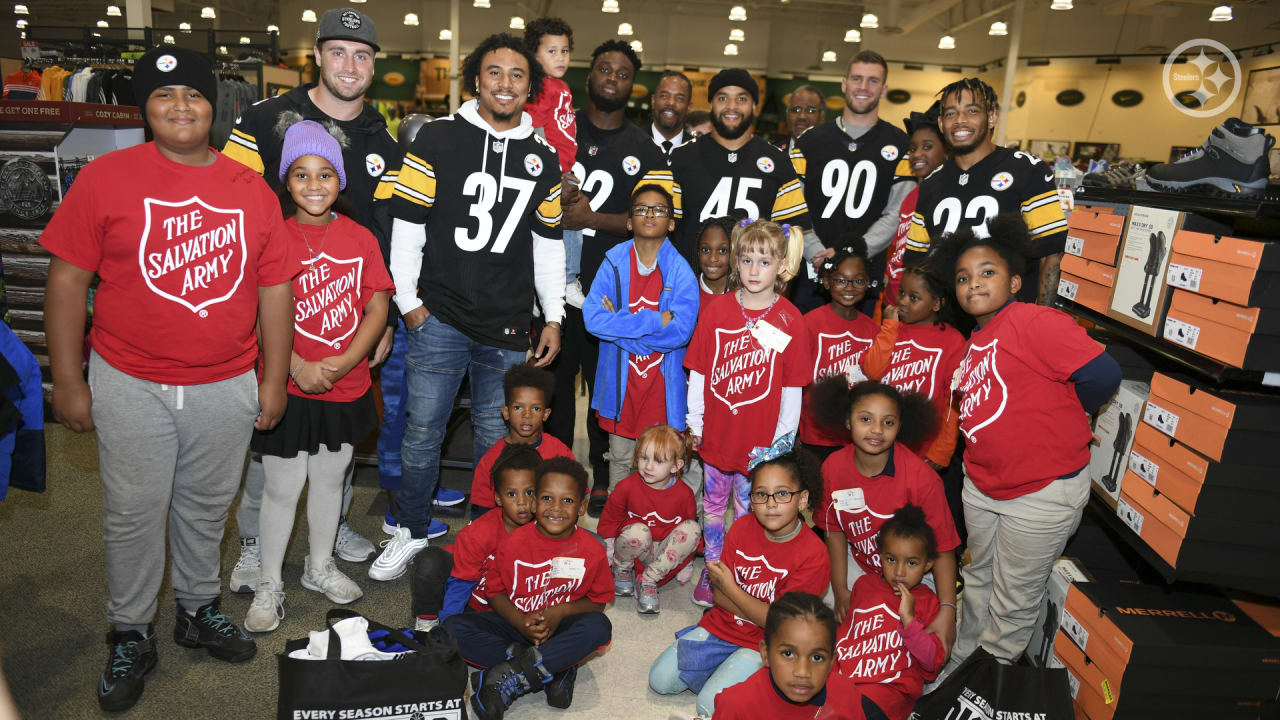 PHOTOS: 2019 Project Bundle-Up