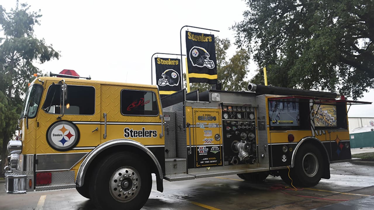Fans ride in style with Steelers cars