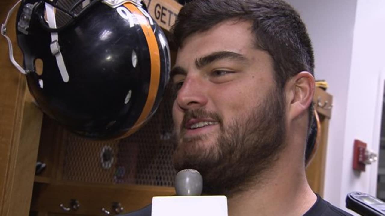 David DeCastro on Andrew Luck