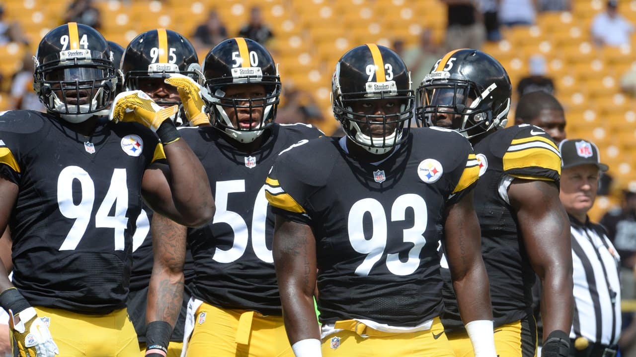 PHOTOS: Steelers vs. Browns In-Game Shots