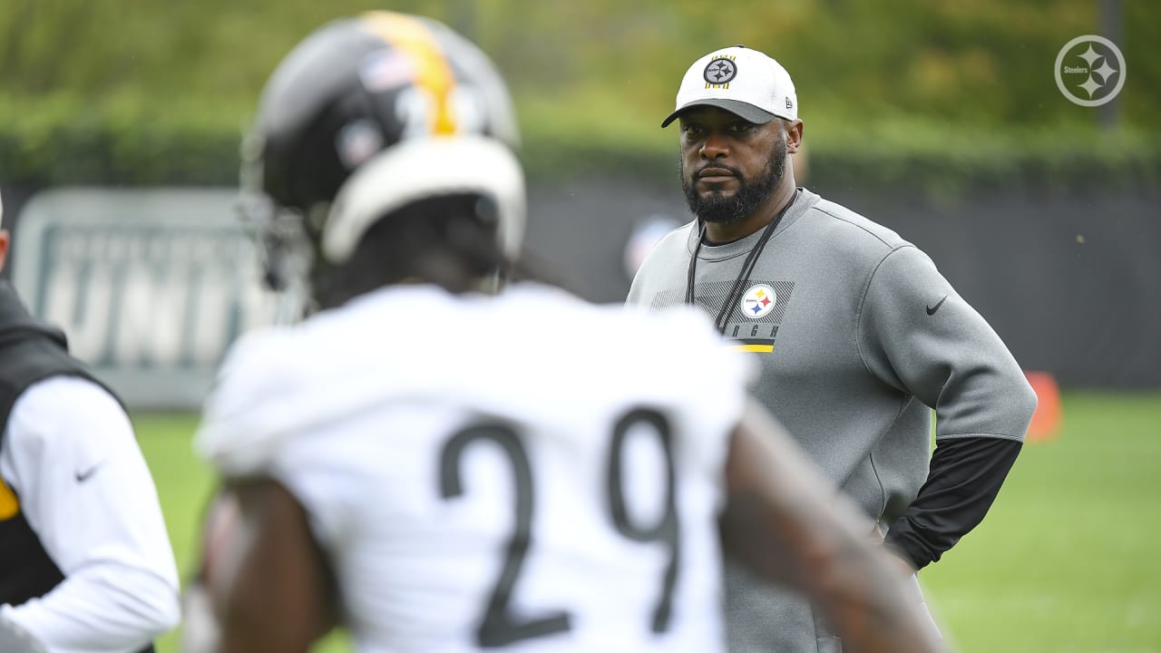 PHOTOS: Practice - Raiders Week - Day 1