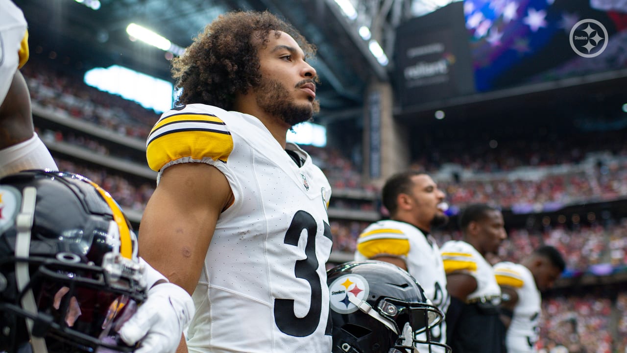 Riley standing tall for Steelers