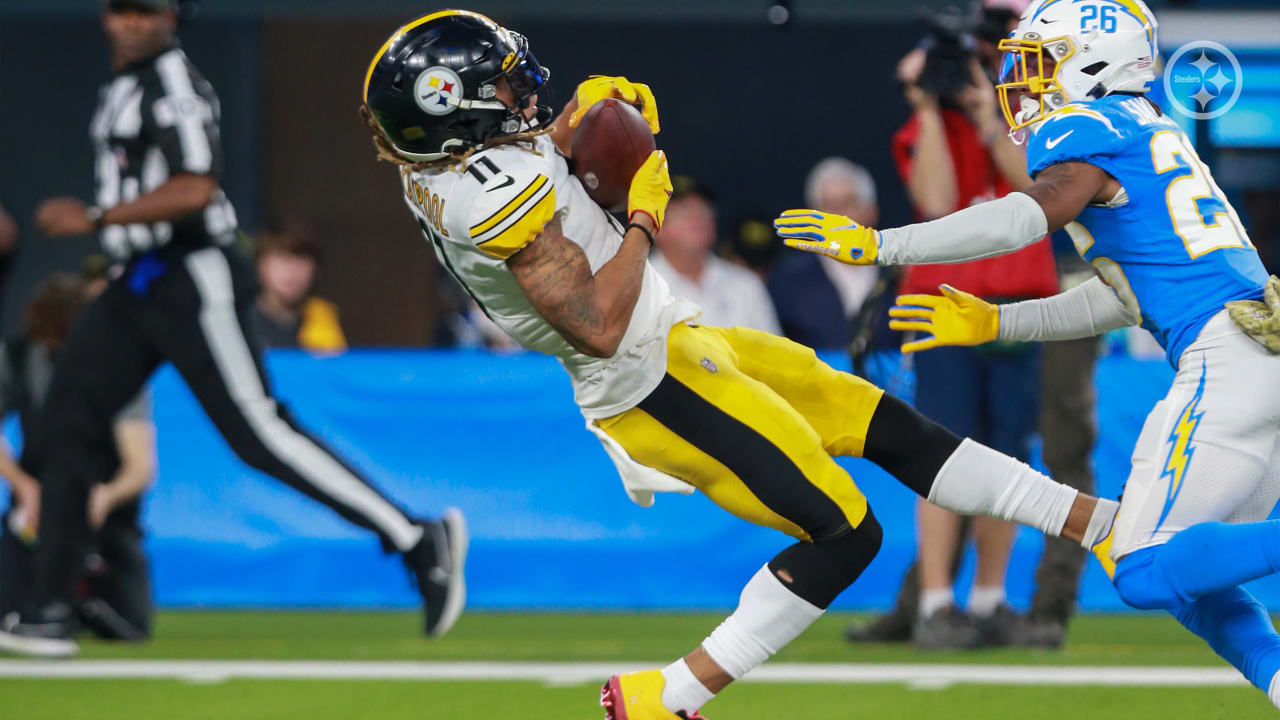 Highlight: Claypool speeds downfield for big gain