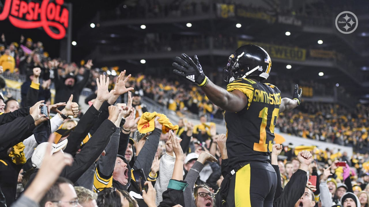 PHOTOS: Fan Friday - Part 4