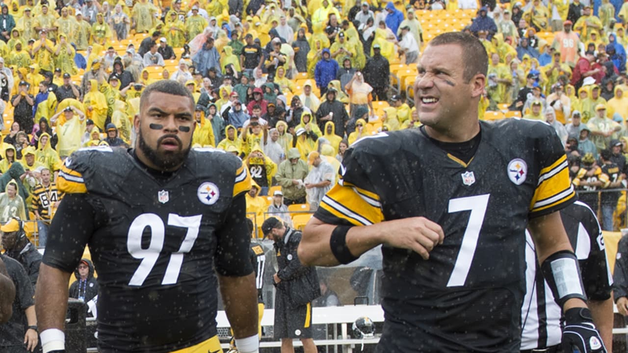 Team captains are announced