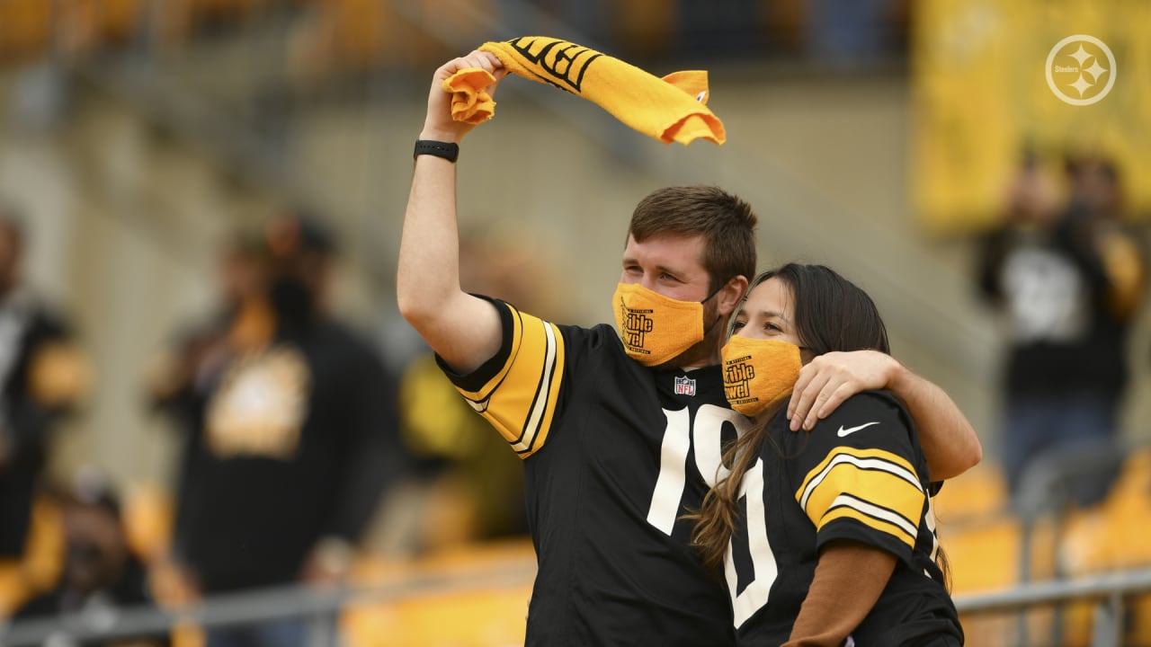 PHOTOS: Fan Friday