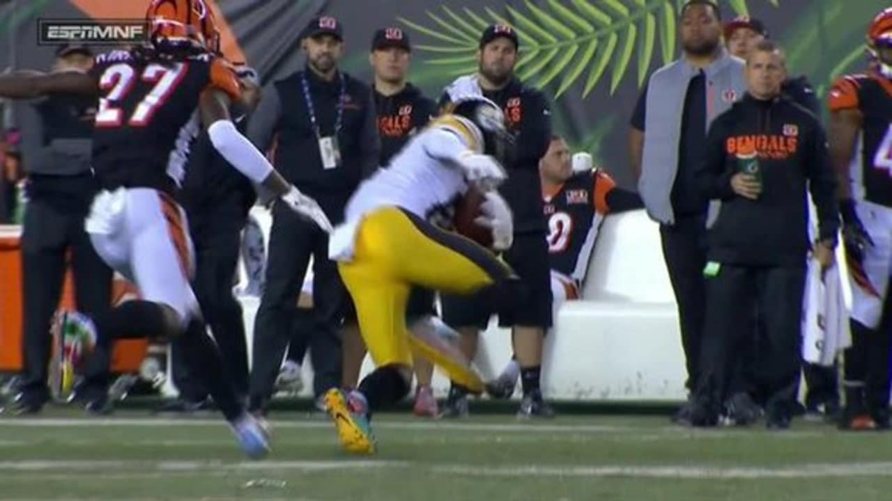 HIGHLIGHT: Brown's slick one-handed grab