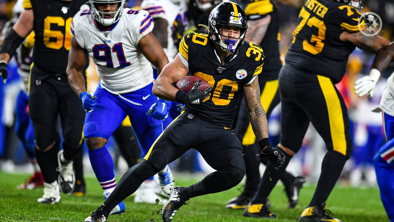 HIGHLIGHT: Conner puts defender on skates