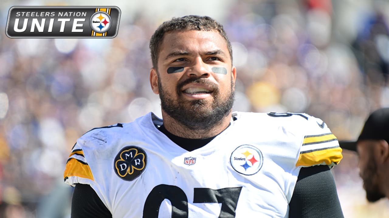 Heyward gets fans ready for game day