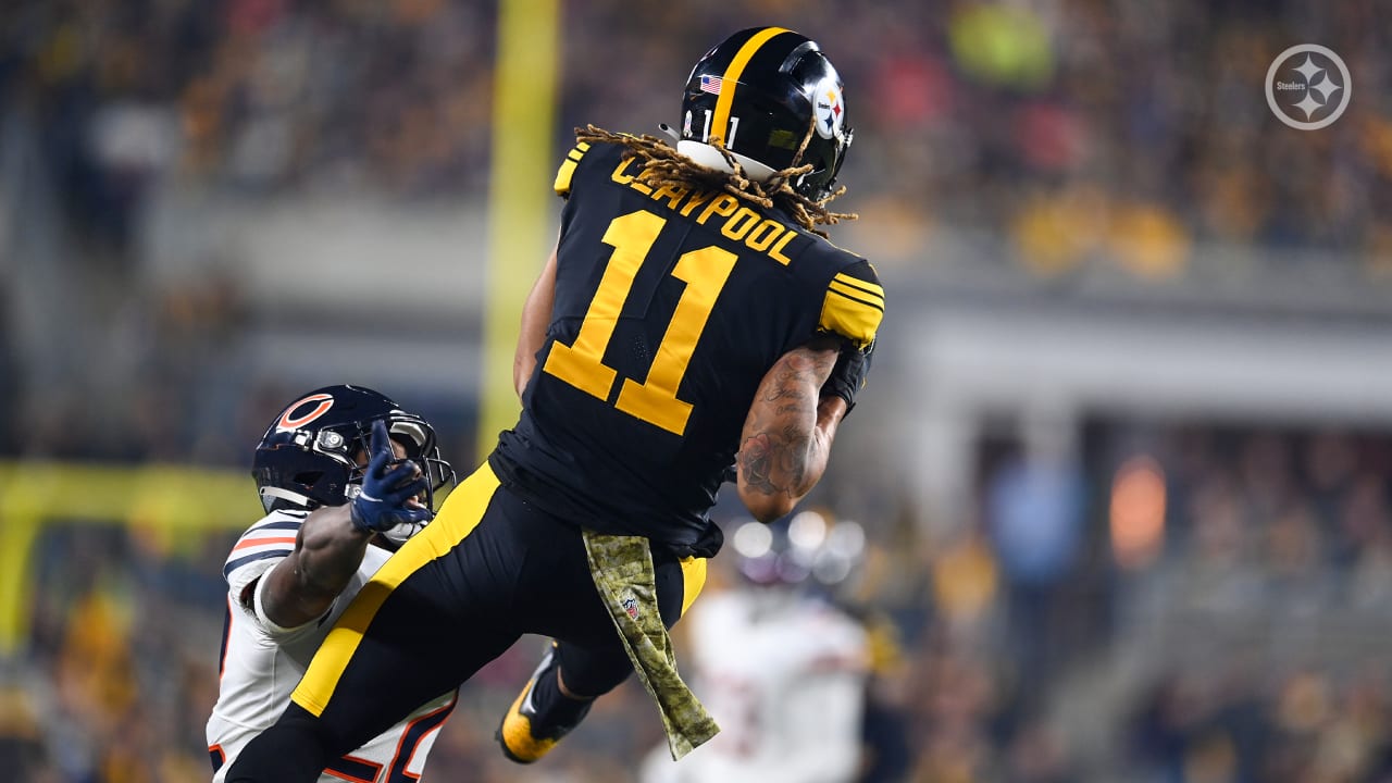 Highlight: Claypool comes down with 26-yard reception