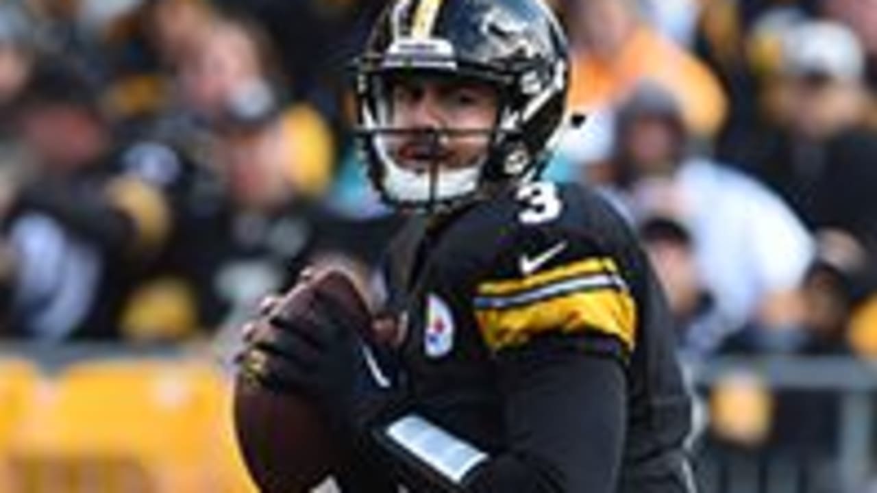 Inside the Steelers' locker room