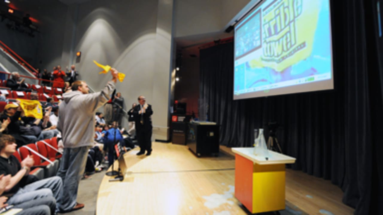 Steelers to honor NASA Astronaut Mike Fincke