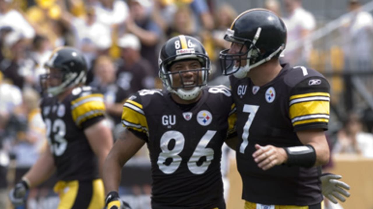 Steelers start off strong with a win