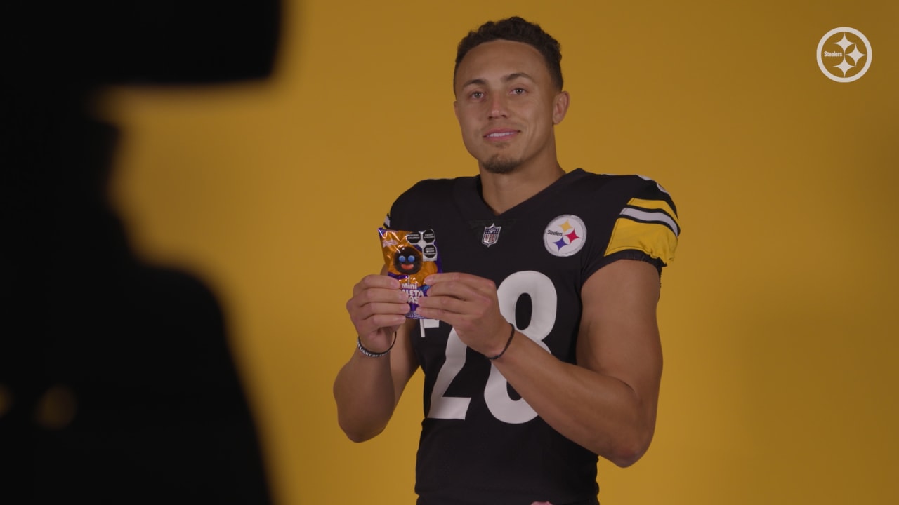 WATCH: Behind-the-scenes of Steelers media day