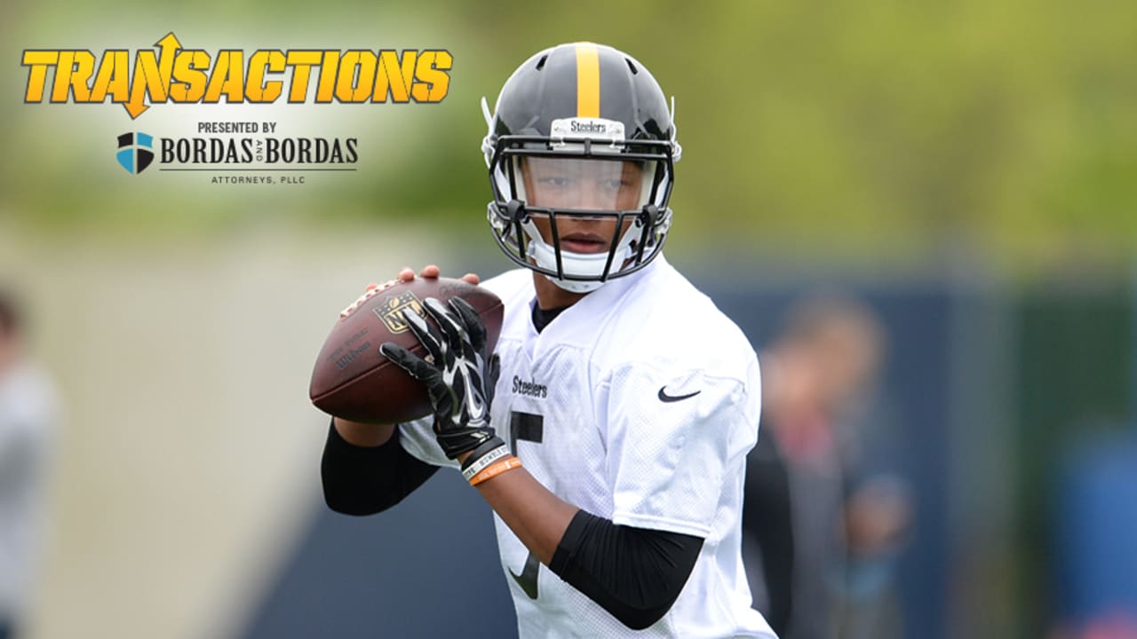 Dobbs signed to a four-year deal