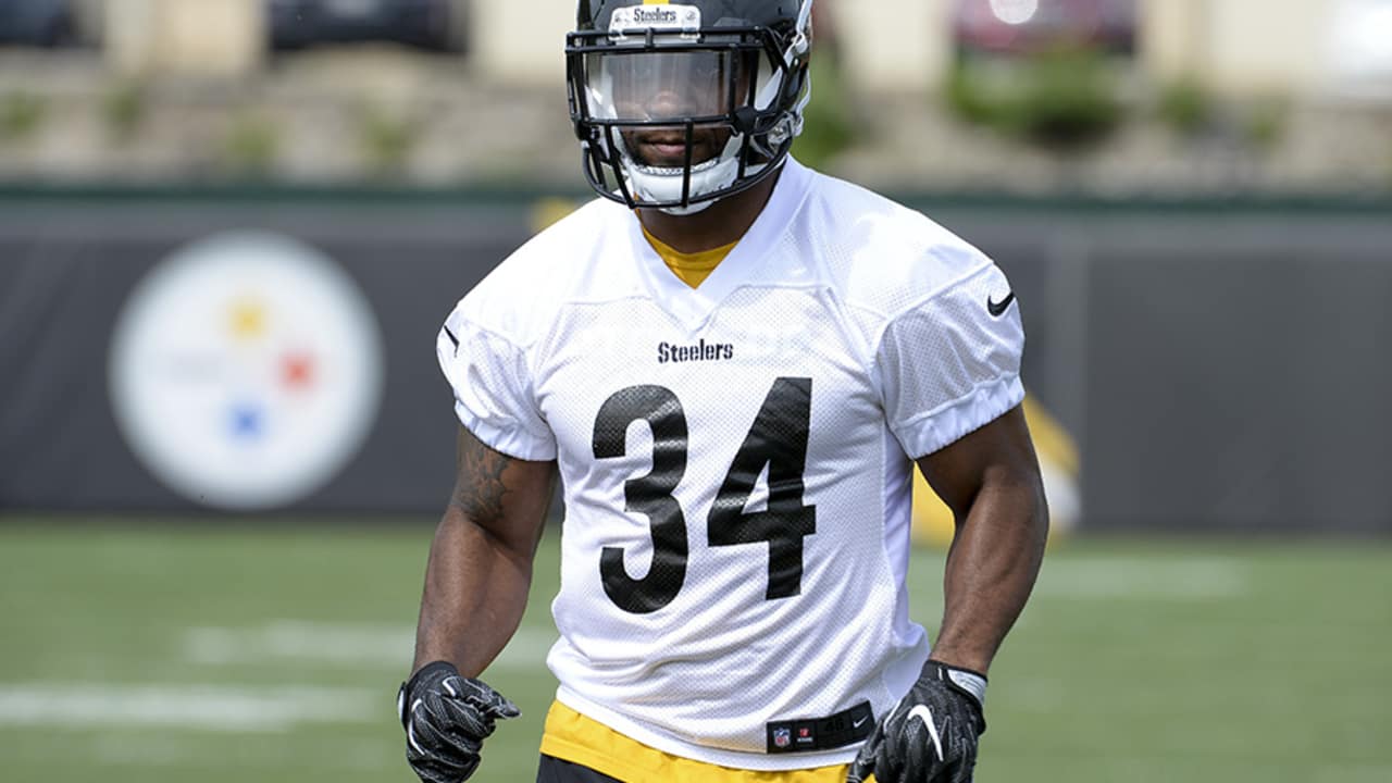 Getting To Know: Knile Davis