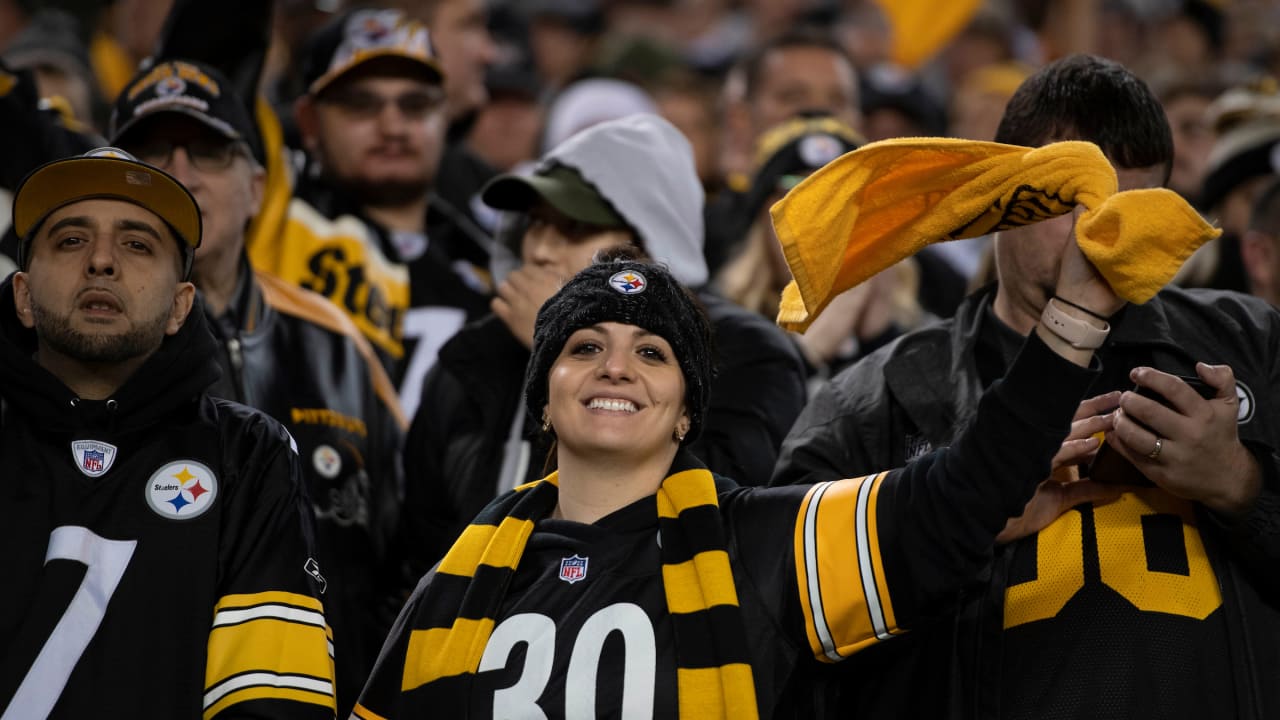 PHOTOS: Steelers Nation on Sunday Night Football