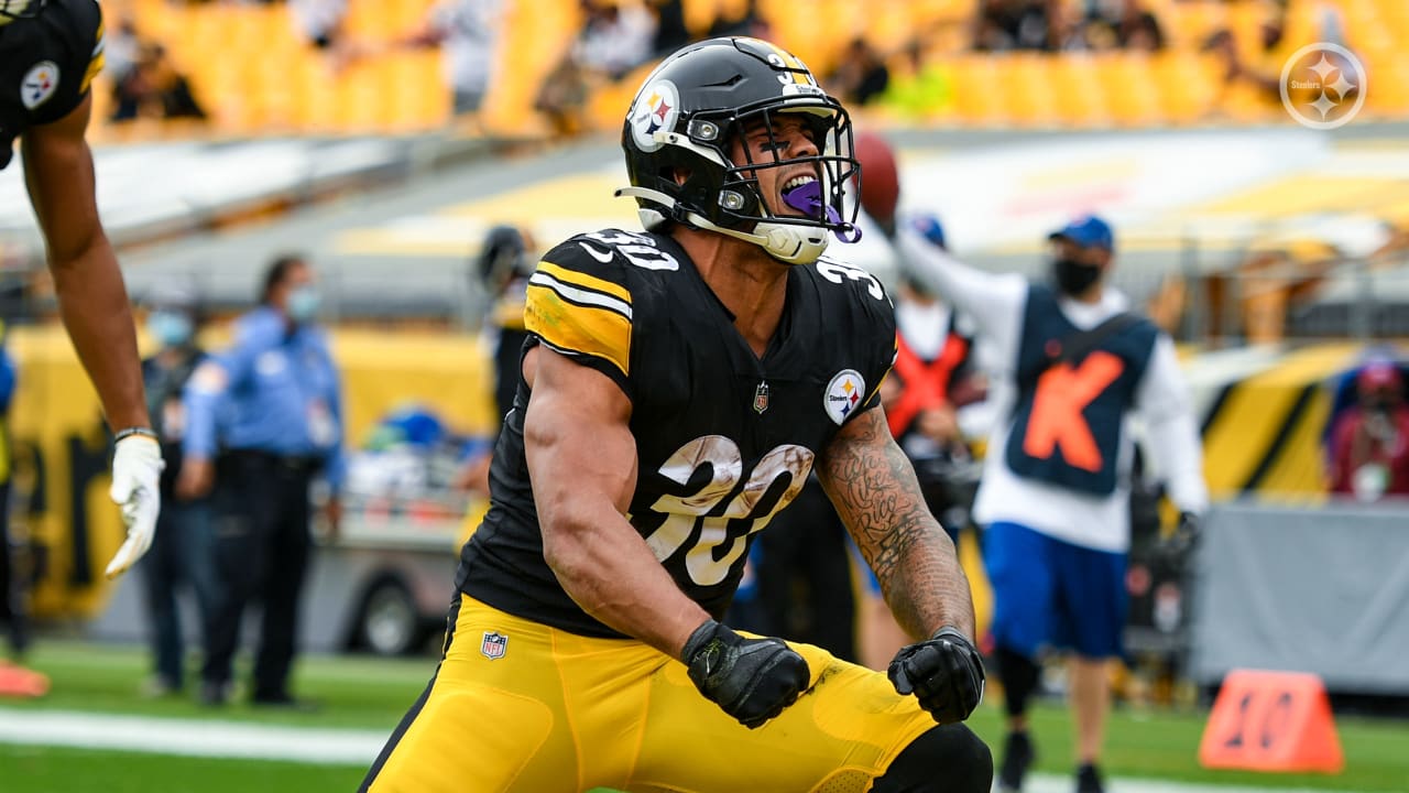 HIGHLIGHT: Conner lowers the pads to find pay dirt