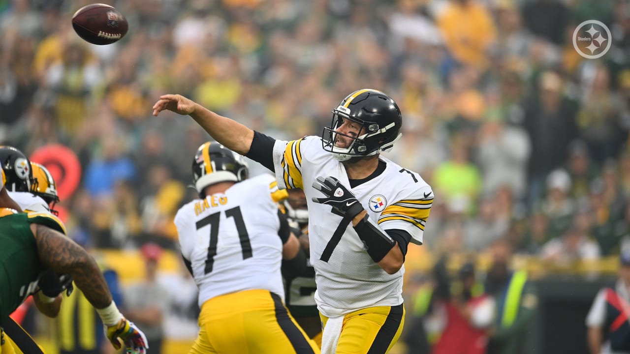 WATCH: Opening drive goes for a touchdown