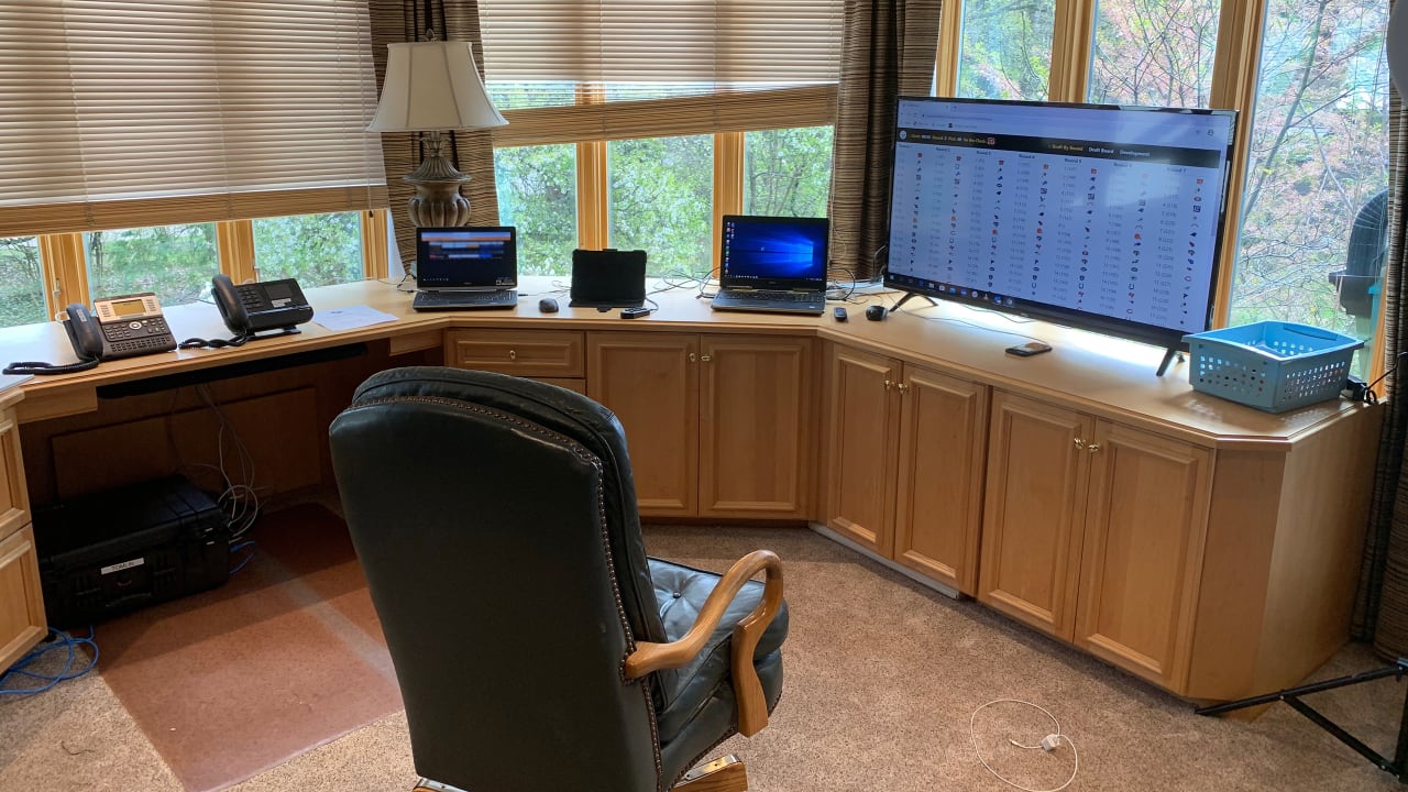 The execution of a virtual draft