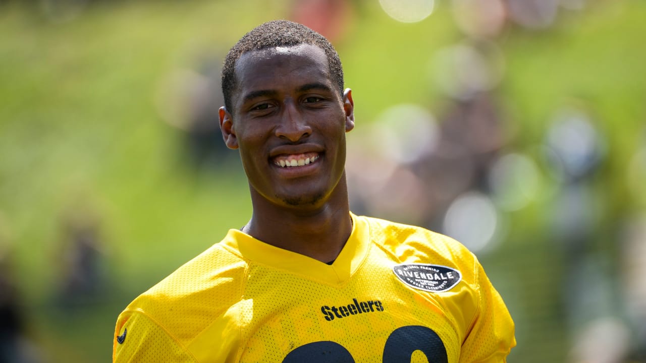 Los Steelers promovieron a Allen