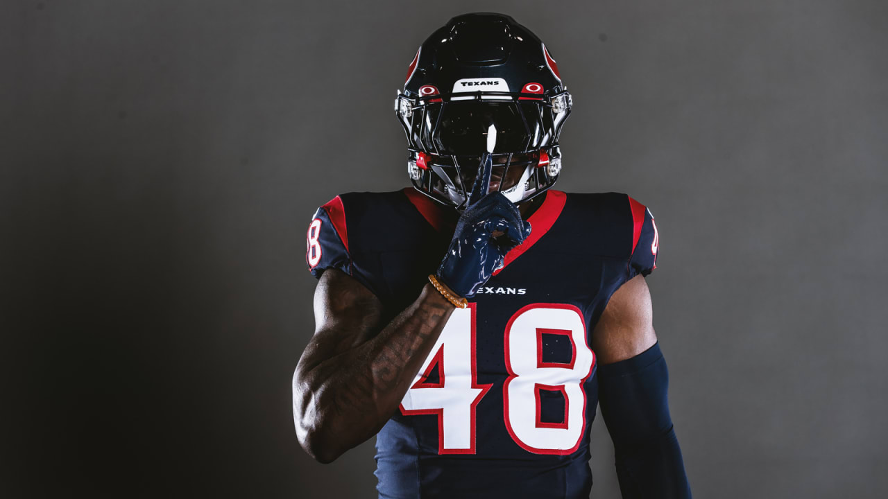 LB Christian Harris plans to stay close to home to prepare for his ...