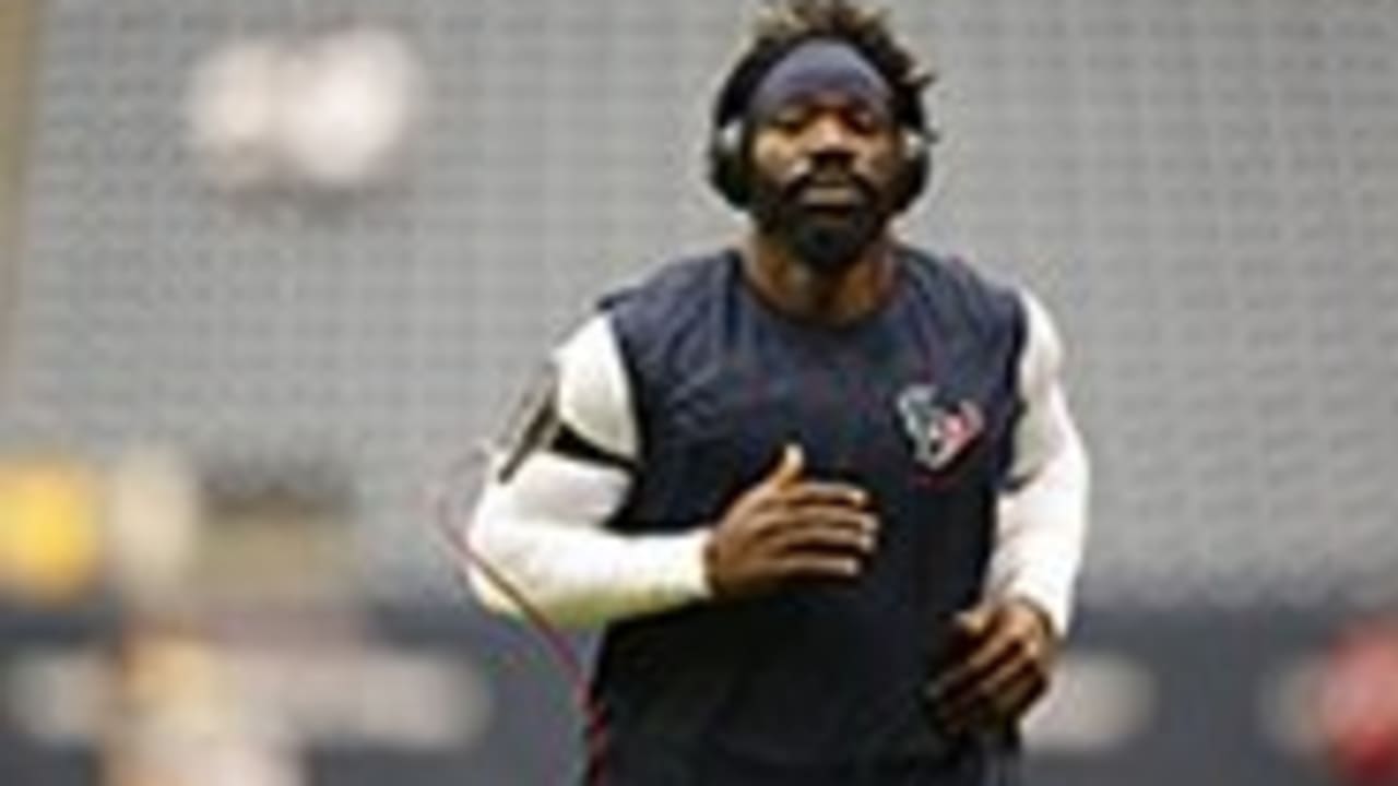 Reed Returns to Baltimore as a Texan