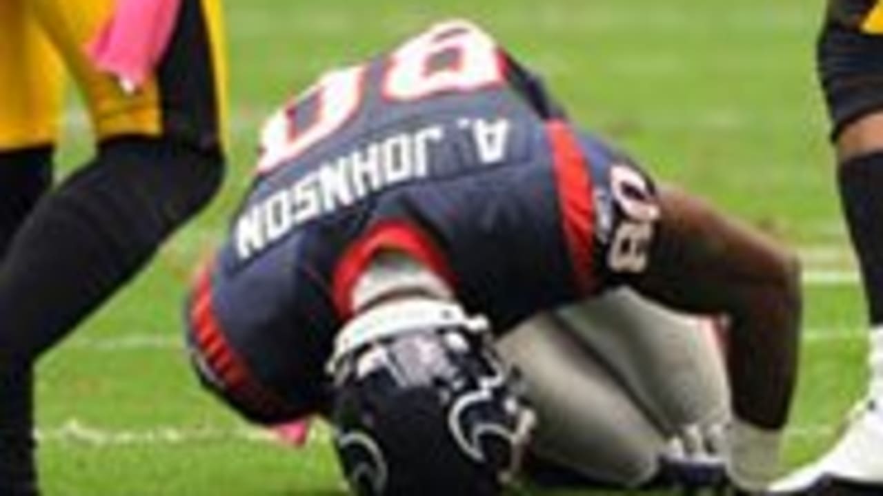 Johnson leaves game with hamstring injury