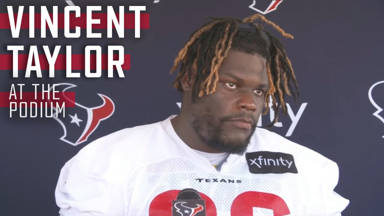 DL Vincent Taylor | Training Camp Press Conference (8-11-2021)
