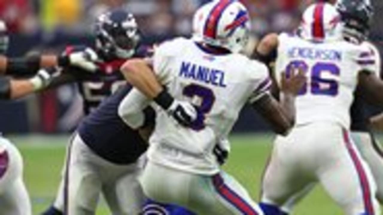 Football 101: Mike Mohamed does a little bit of everything