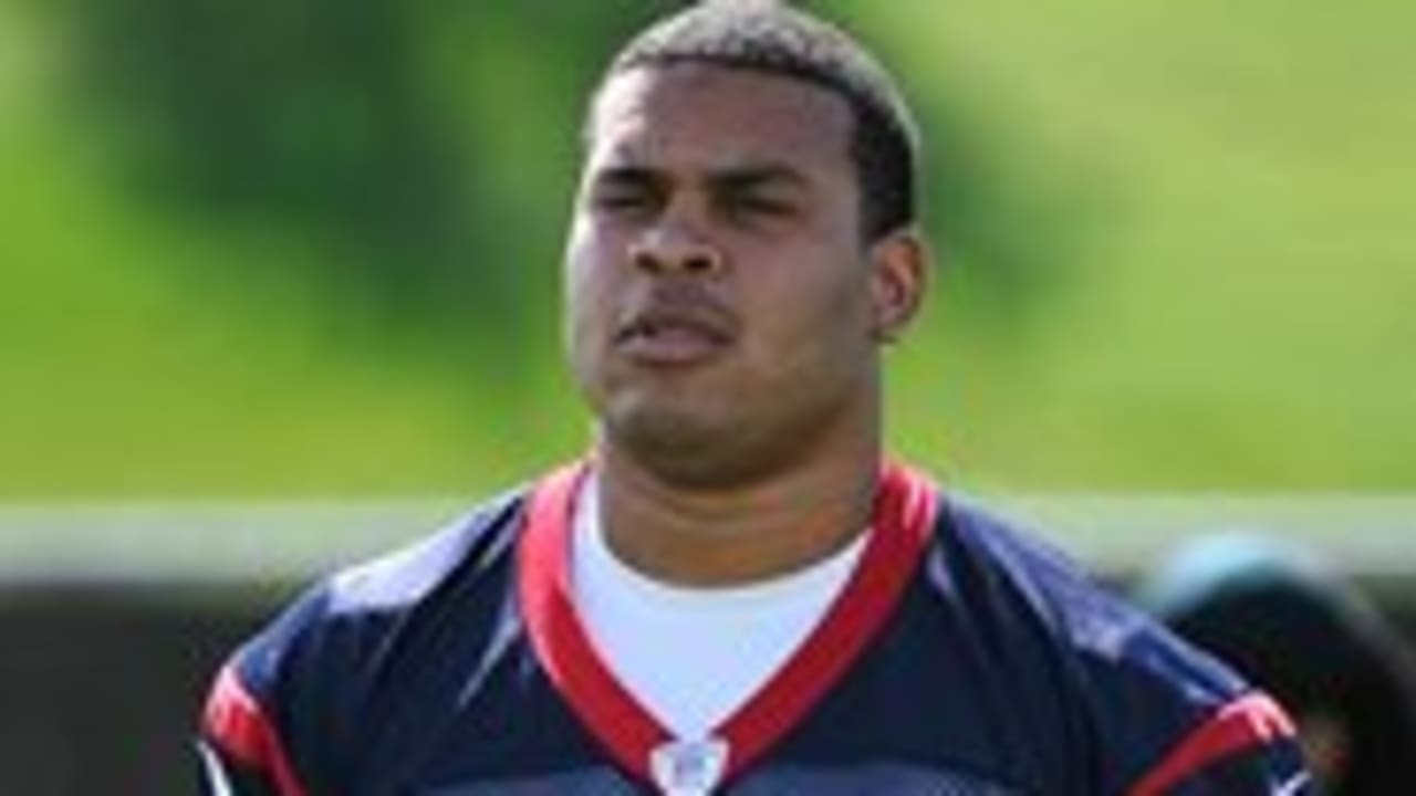 Starter Brandon Brooks back on active roster