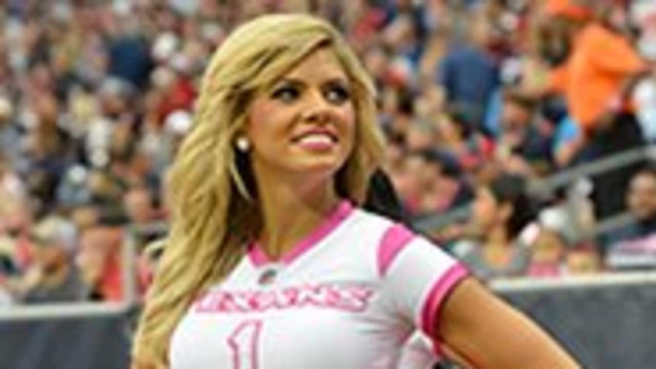 Texans Cheerleader Agrees To Prom Date