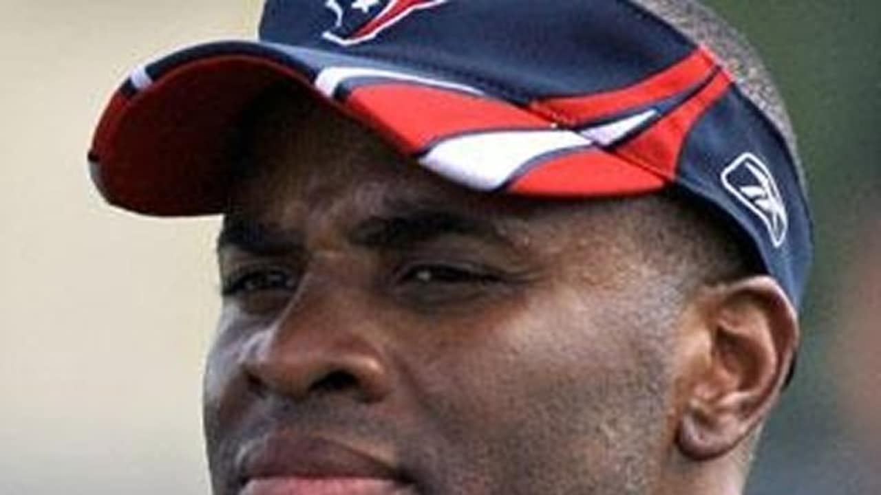 GM Rick Smith reflects on 2009, looks to 2010