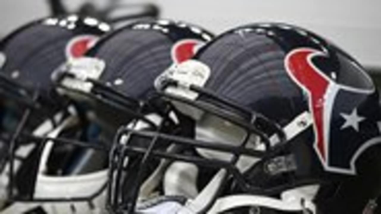 Texans release Foster, Graham and Moore