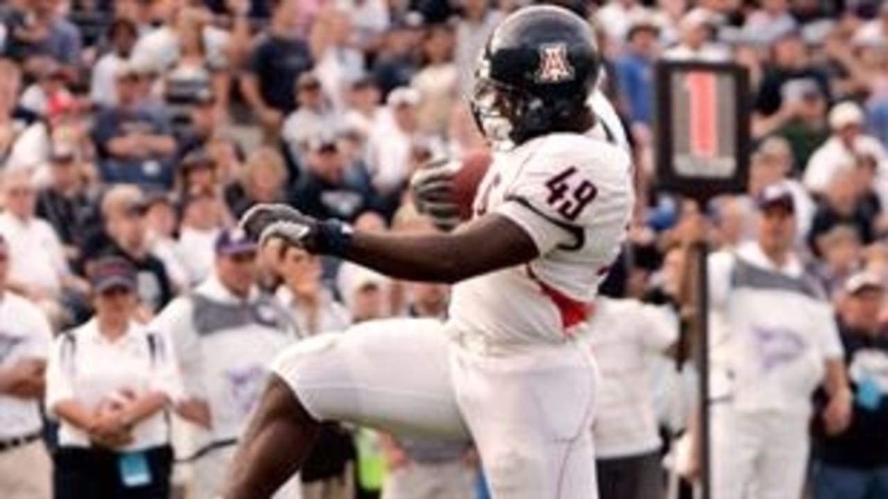 10 Questions: DT Earl Mitchell