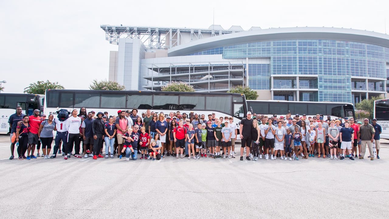 Texans help Texans across greater Houston