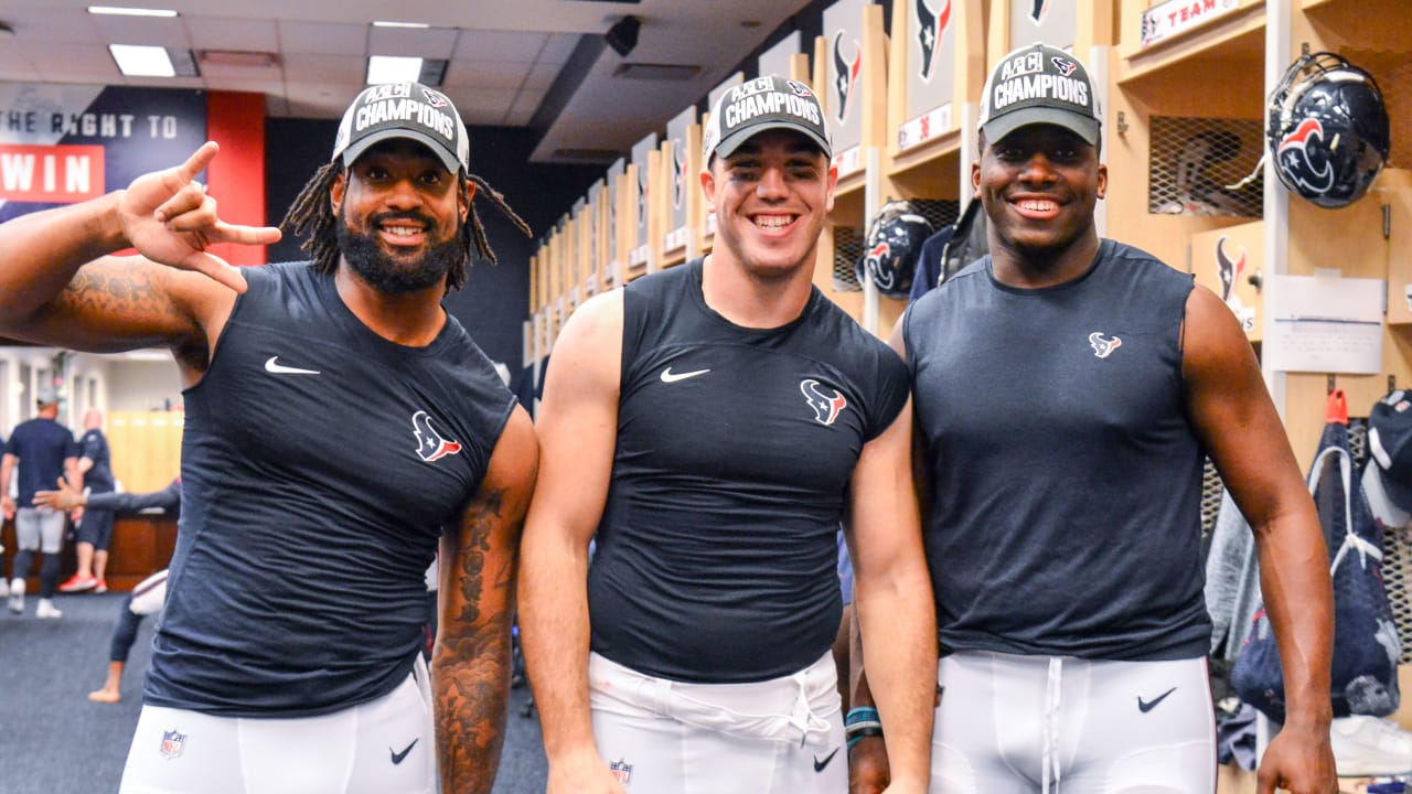 Future looks bright for Texans TE group