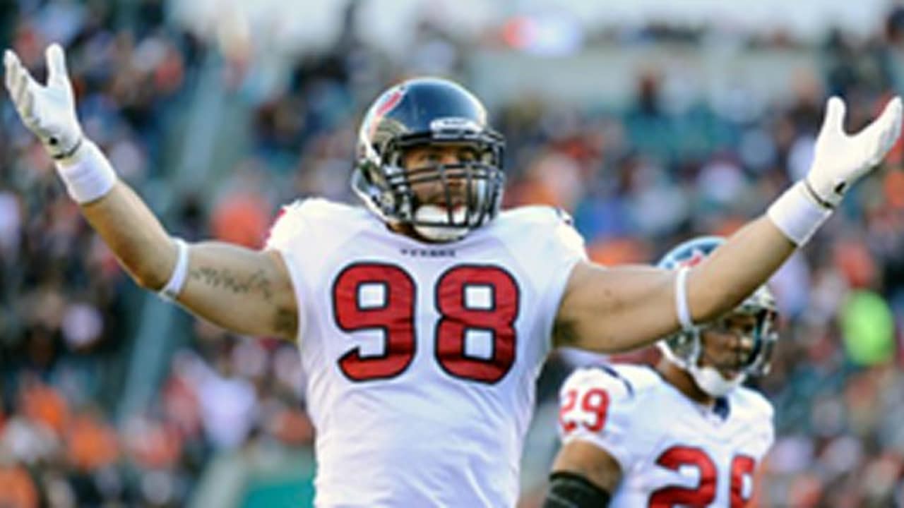 1-on-1 with OLB Connor Barwin