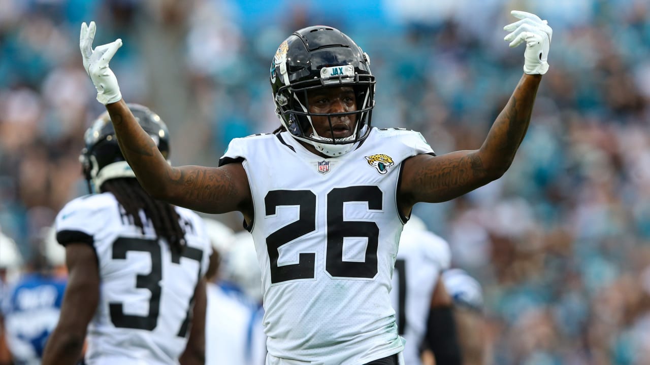 The Houston Texans have signed free agents Shaquill Griffin and Byron Cowart