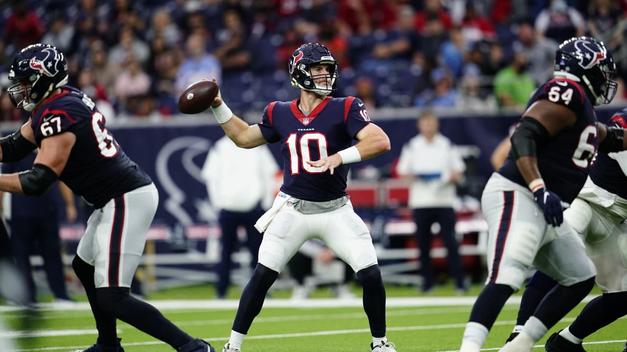 With 11 starts under his belt, Houston Texans QB Davis Mills has now ...