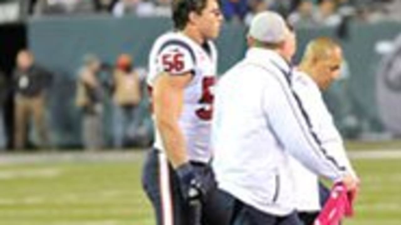 Brian Cushing leaves game with knee injury Brian Cushing leaves game with knee injury