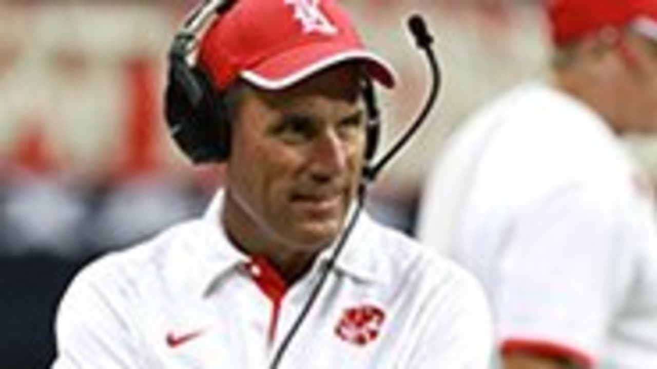 Coach Gary Joseph named finalist for Don Shula Award