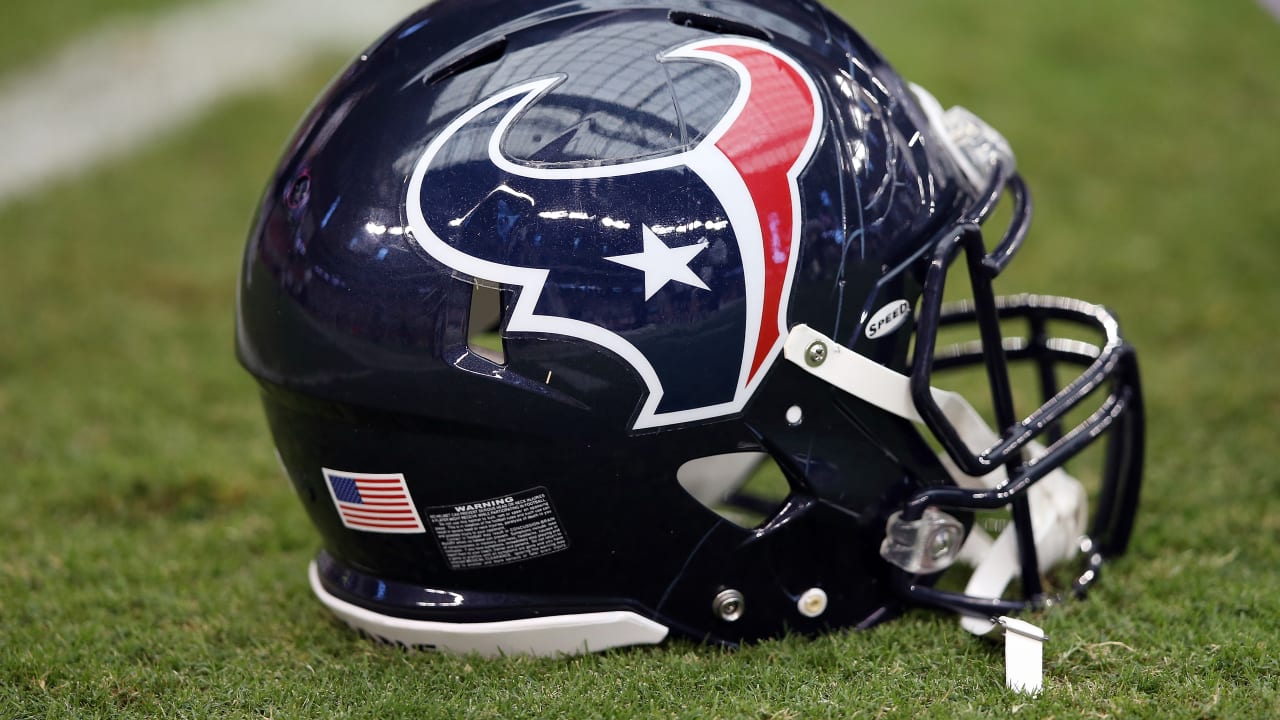 The Texans have signed two players to the practice squad.