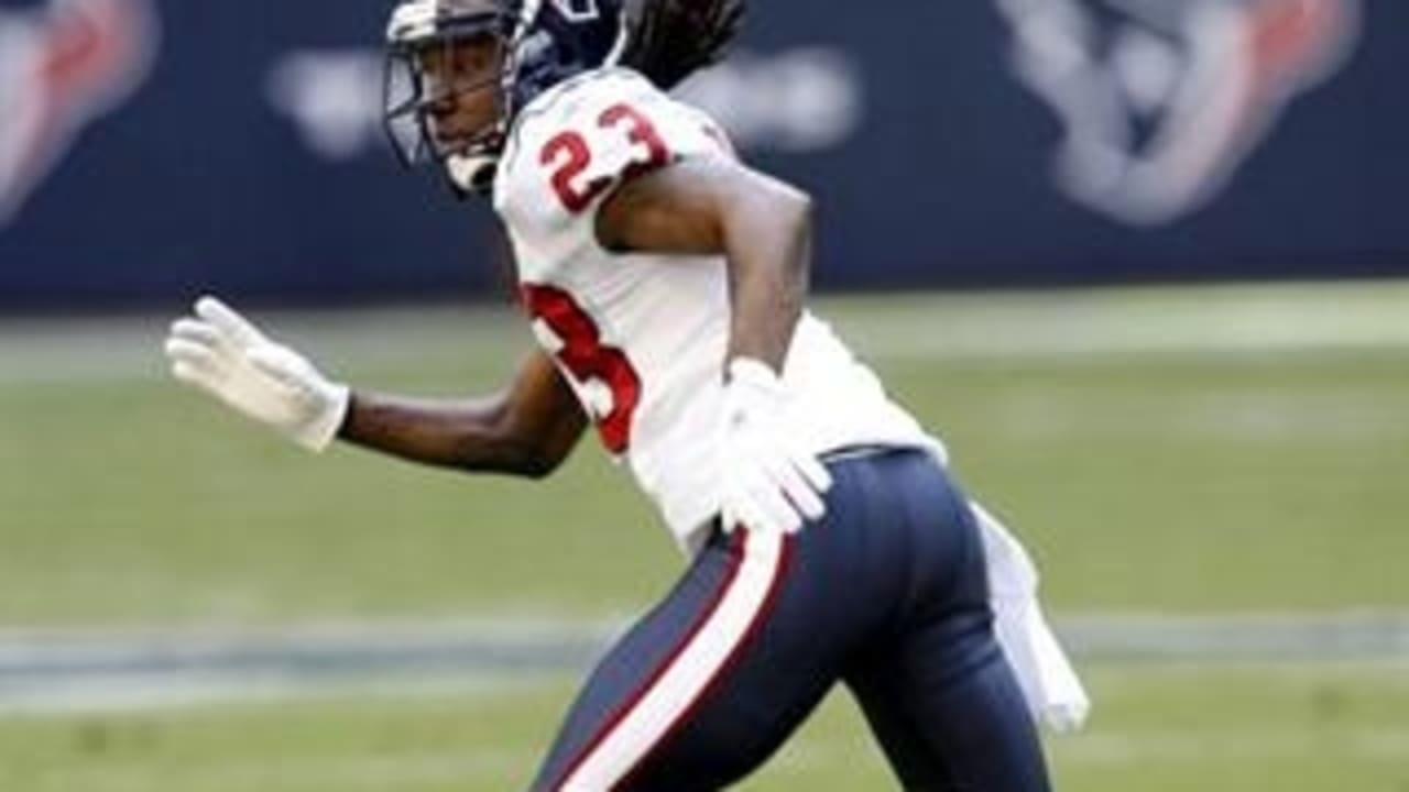 Robinson provides lift in return