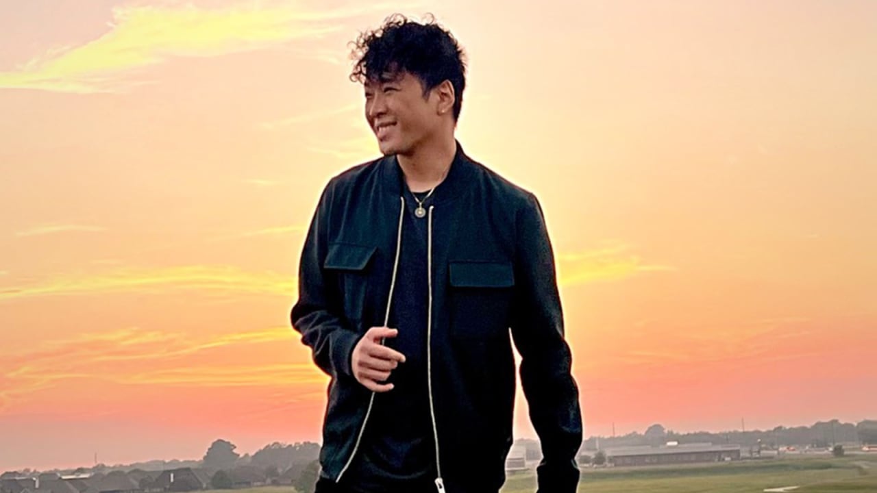 NBC's The Voice | Team Ariana Grande's Vaughn Mugol will be singing the ...