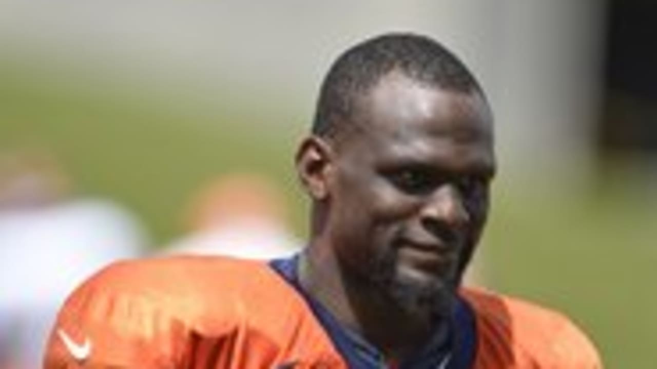 Texans sign Freeman and Rivers