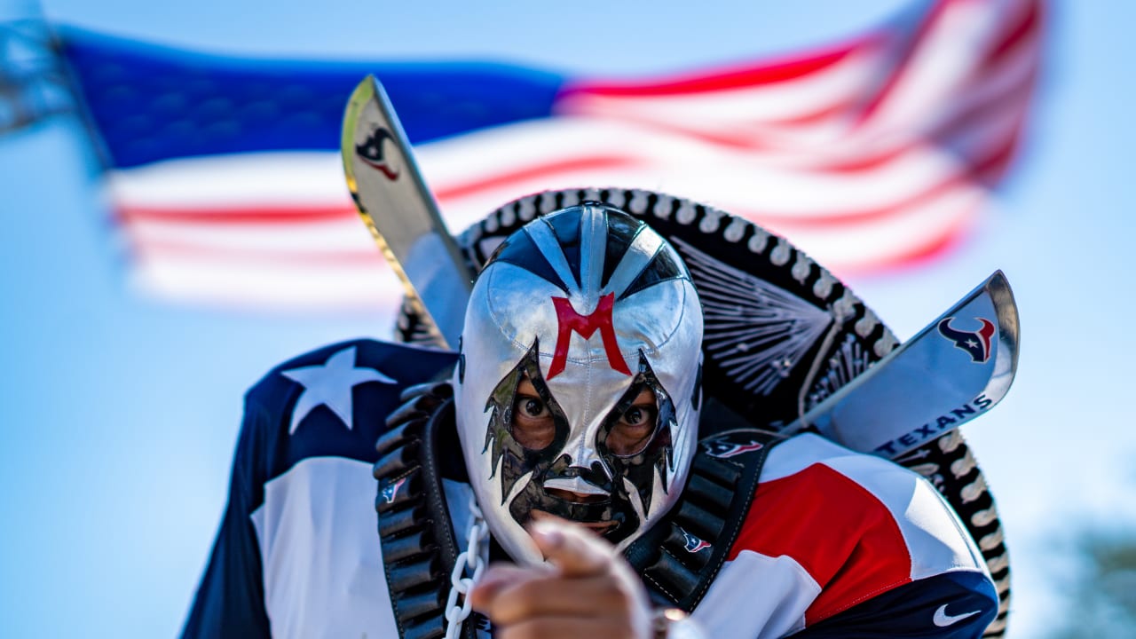 Photos: Texans Super Fans