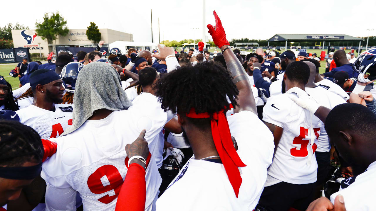 For the first time since August of 2019, the Texans practiced in front ...